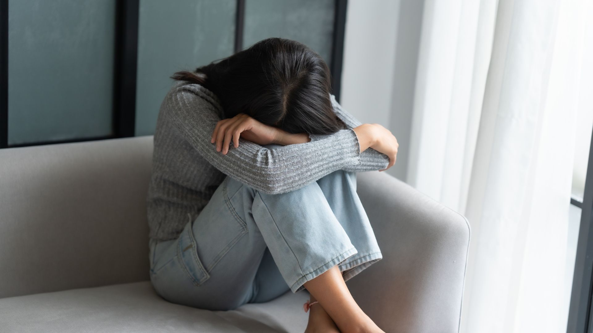 14 Signs Your Mental Health Needs Immediate Attention - Hilltop Hope ...
